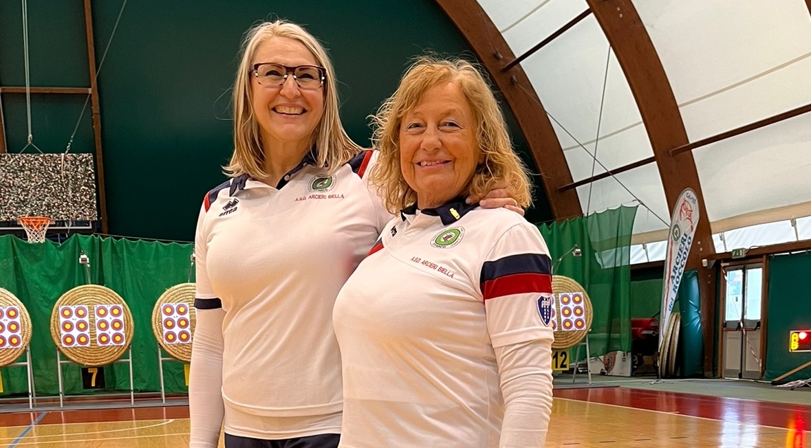 Doppia medaglia d'oro a Mantova e Venarie per le arciere biellesi Sara ...